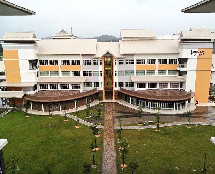 Pusat Asasi UiTM Dengkil: Pengalaman di Pusat Asasi UiTM Dengkil