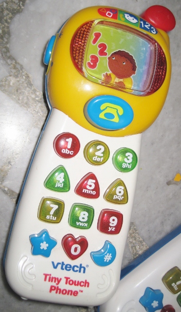 JuaiMurah: Vtech Tiny Touch Learning Phone