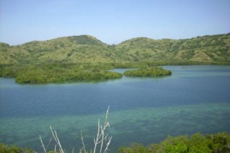 Taman Laut 17 Pulau Riung
