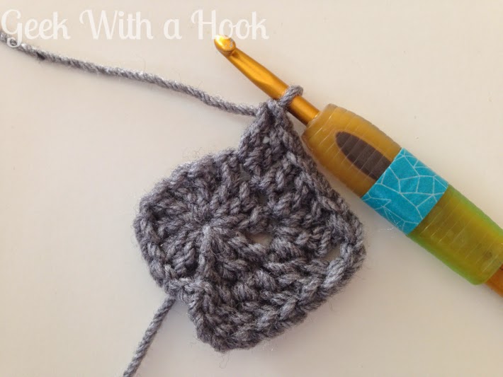 Geek With a Hook: Solid Granny Square Pattern for Pixel Crochet (Right ...