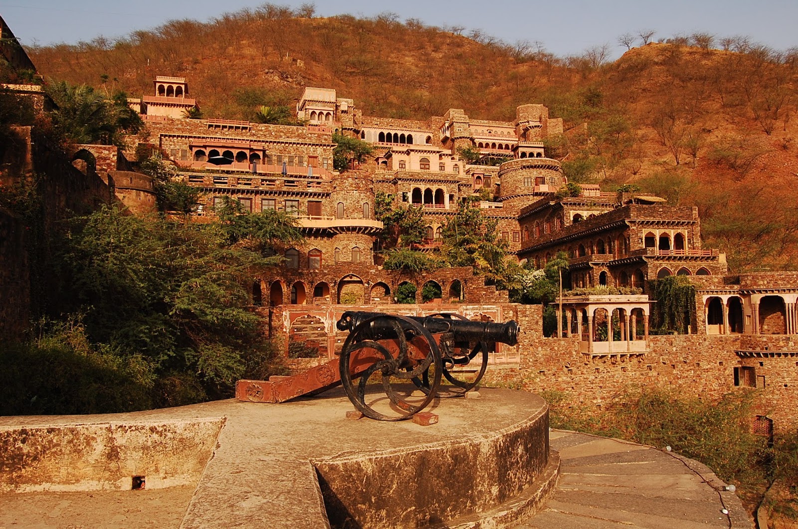 Indian Tourism-Bharat Darshan: Neemrana- Alwar, Rajasthan