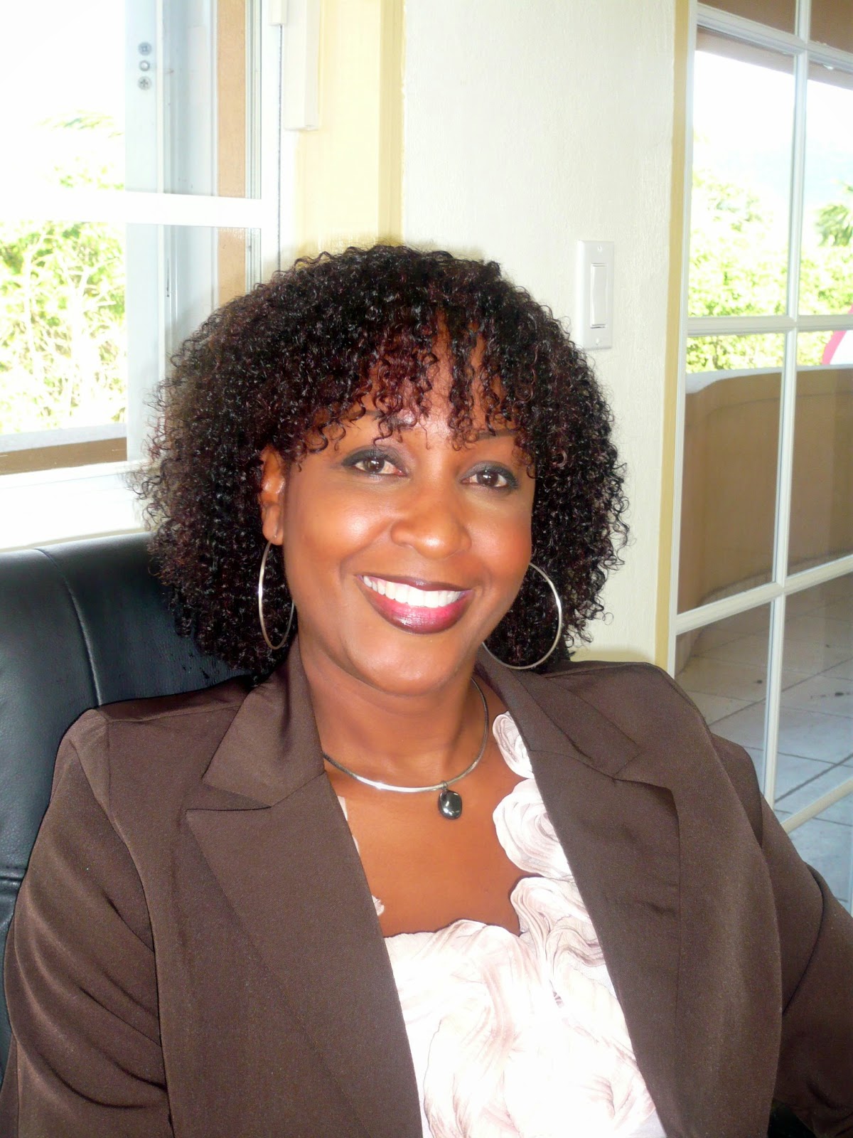 Fashion Police News Report : 20 Sexy St Maarten Mother's Hear Us Roar ...