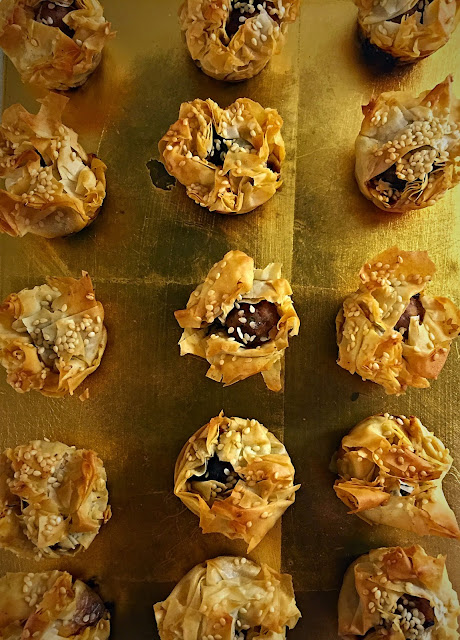 Jo's Blue AGA: Little Asian Inspired Chicken Filo Parcels