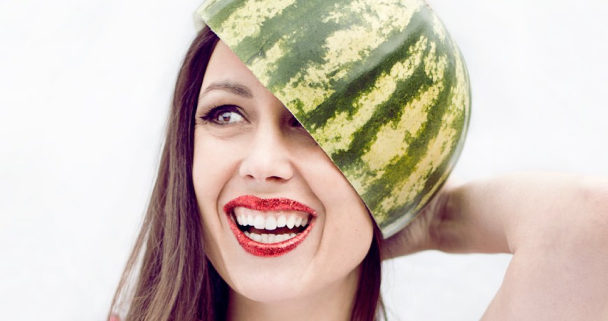 Reírse de uno mismo ayuda a conocerse | AZokey