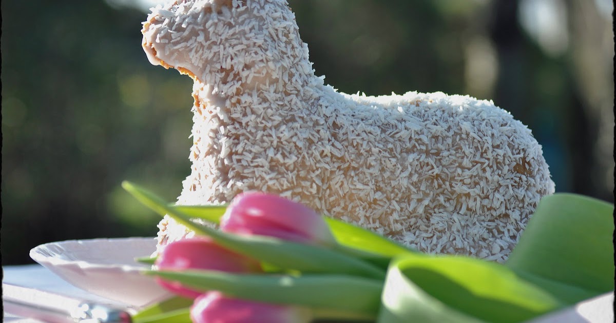 The Kitchen Lioness: Coconut Easter Lamb Cake - Kokosnuss Osterlamm