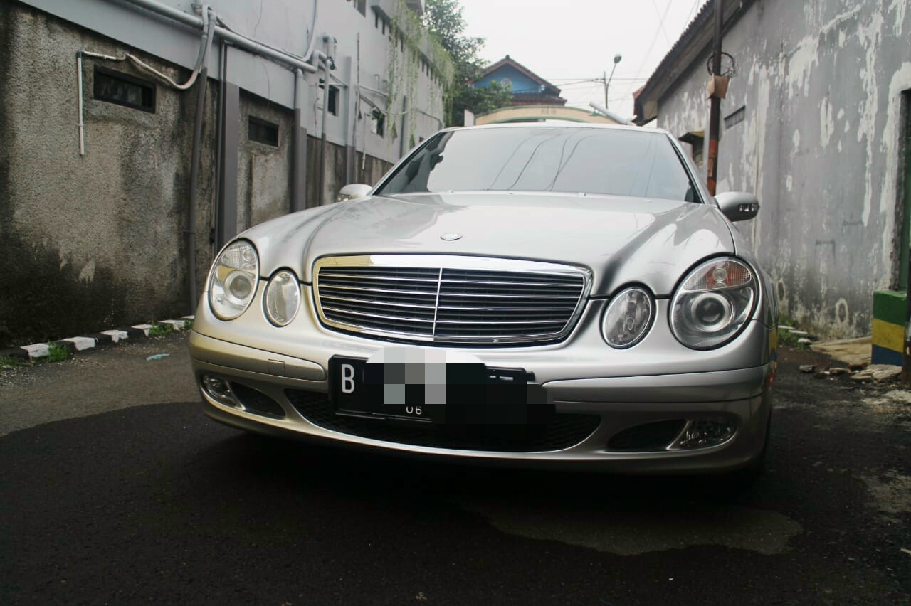 Jual Mercy tahun 2004 E200 kompresor surat lengkap.. - LAPAK MOBIL DAN ...