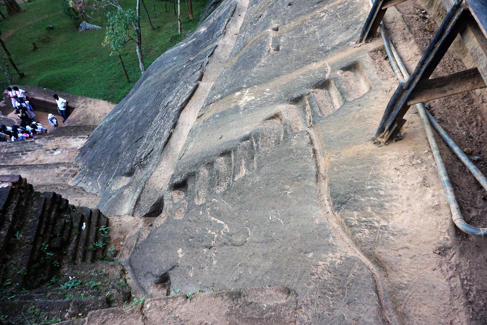 Souvenir Chronicles: SRI LANKA: SIGIRIYA ROCK