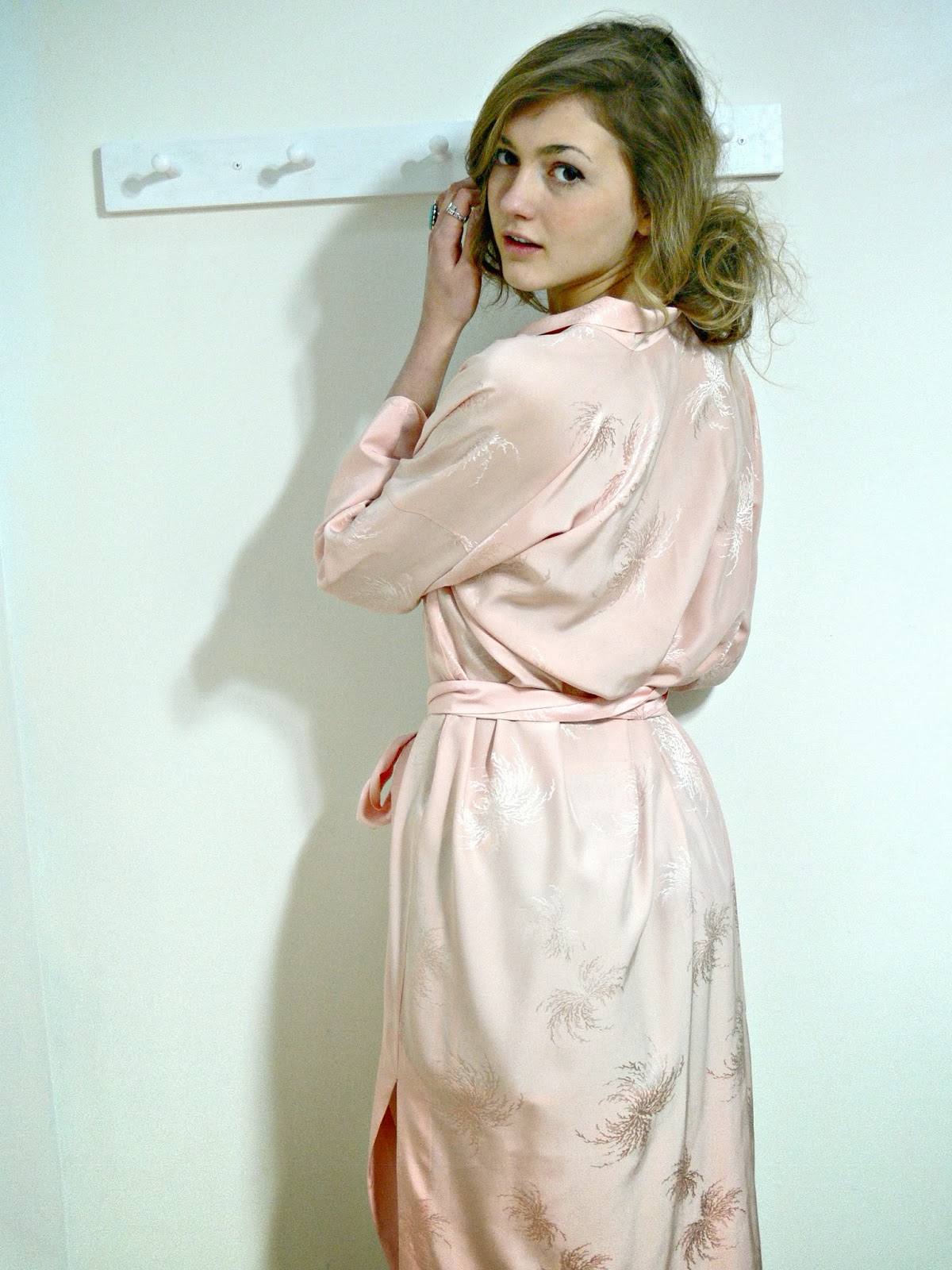 Either/Or Finds: Vintage Fashion and My New Etsy Model