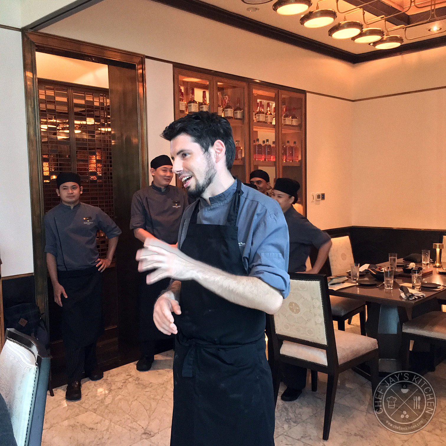 Raging Bull Chophouse & Bar: Amazingly Good Steaks That's Nothing Short ...