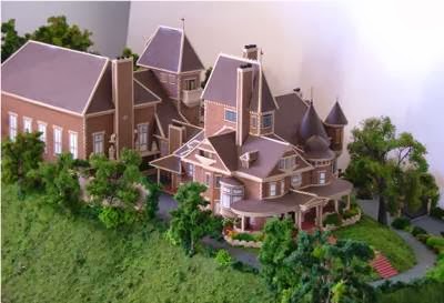 One Hundred Home: House Model Kits