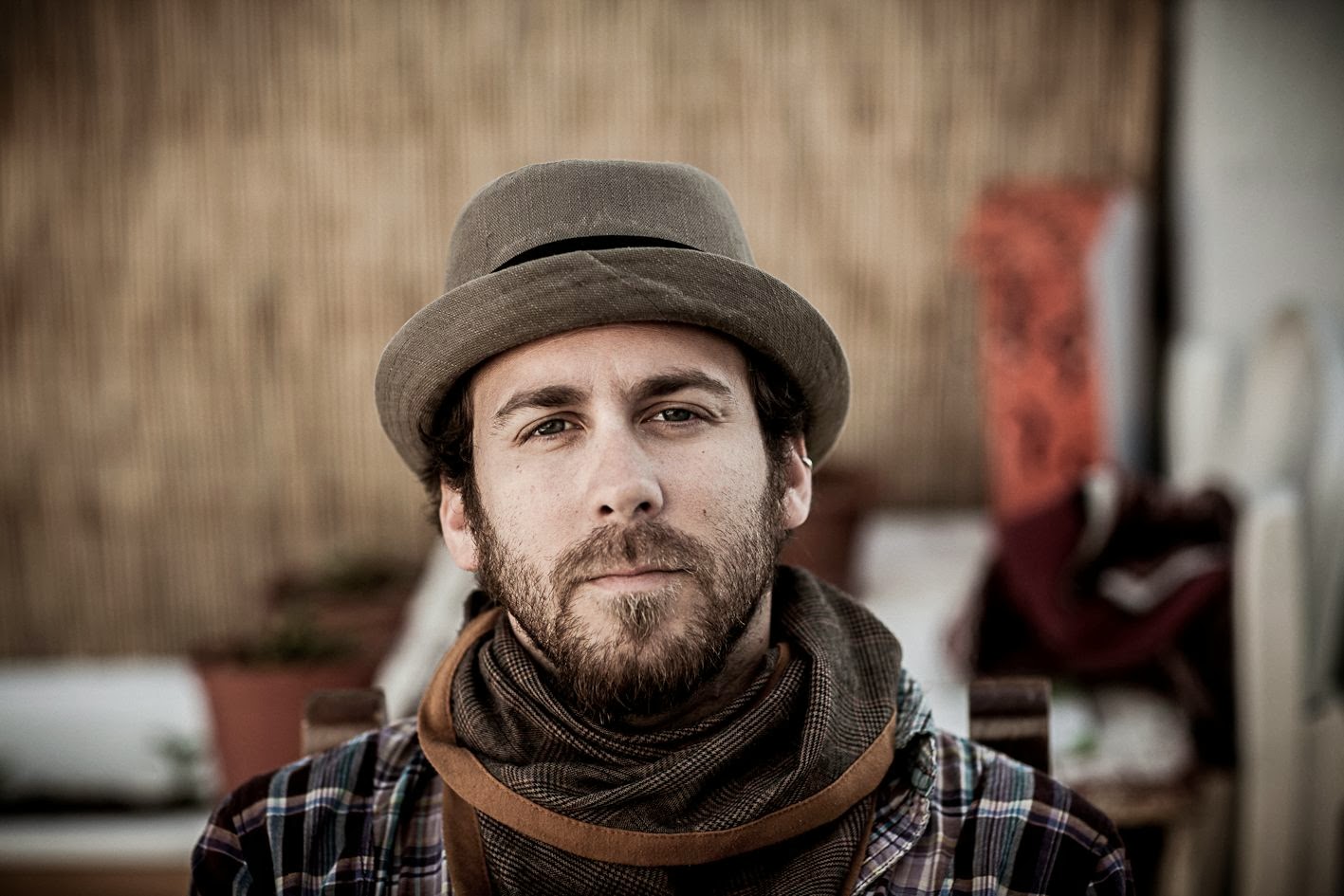 Mario Díaz "Esta En Ti"