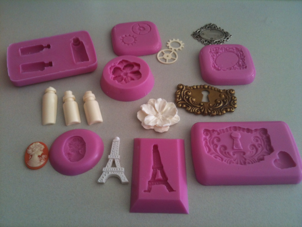 Crafty Carly: Making Moulds