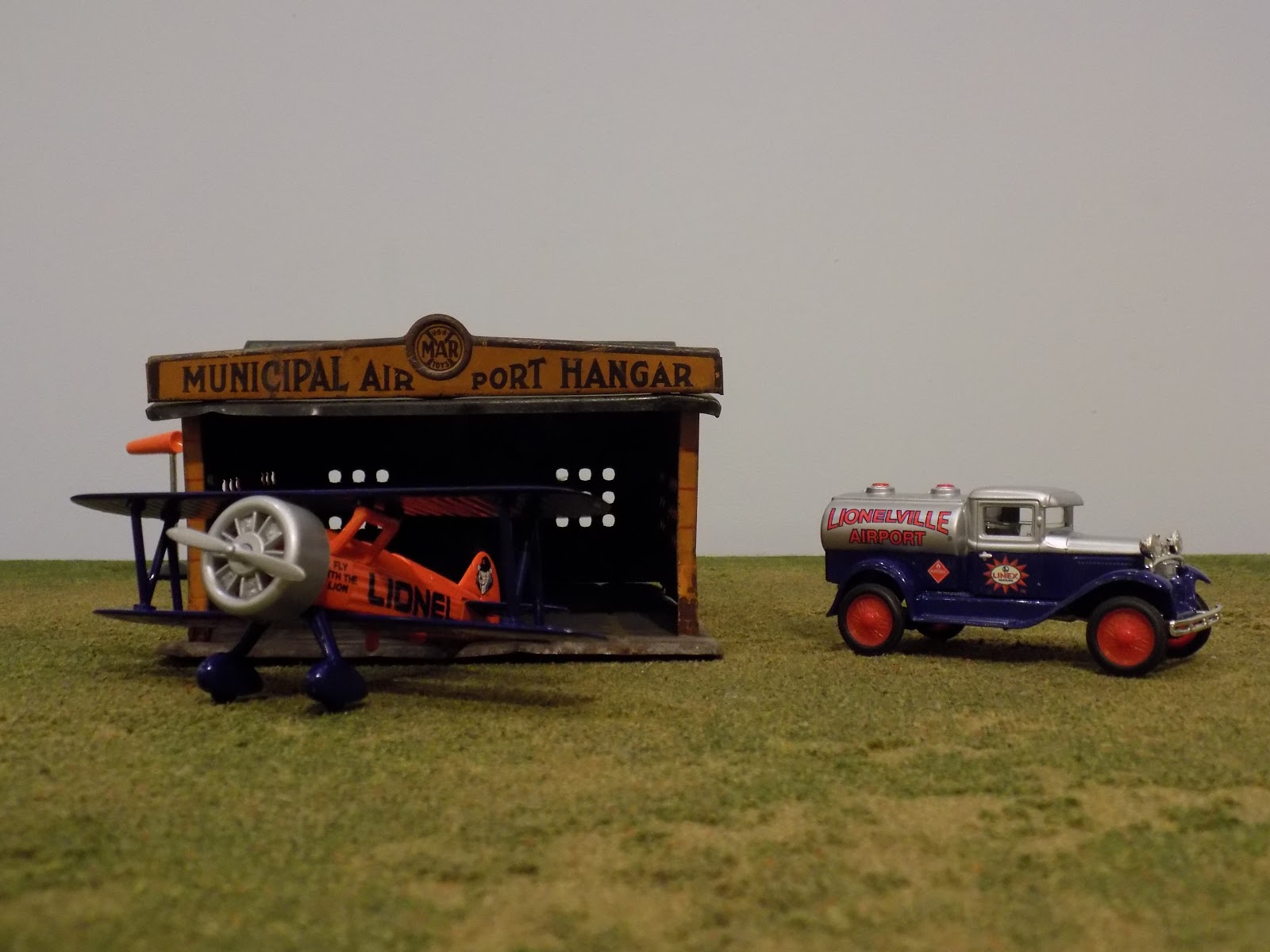 Toys and Stuff: Eastwood Automobilia / Liberty Classics 1/43 Diecast ...