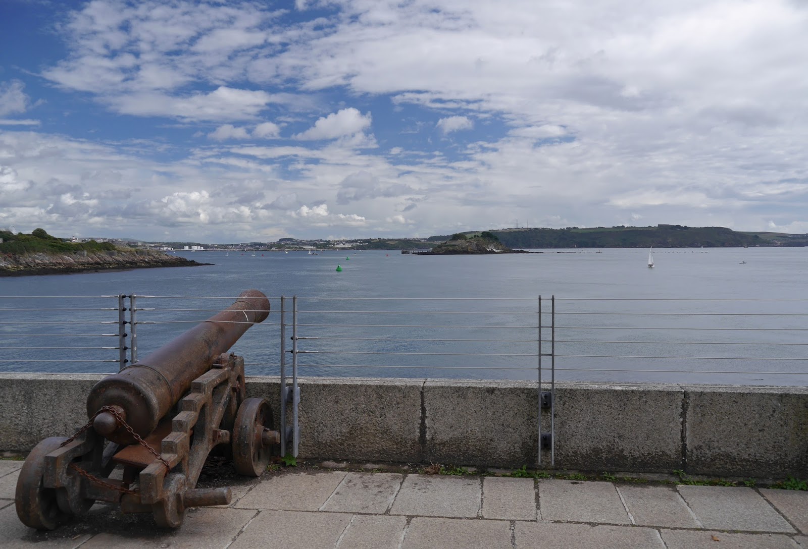 Walking in the country: Plymouth (Cremyll Ferry) to Rame Head (South ...