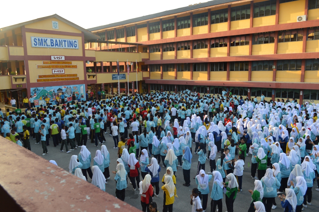KEJOHANAN MERENTAS DESA KALI KE-15 TAHUN 2013 | SMK Banting, Kuala Langat
