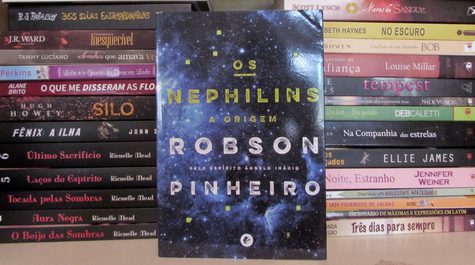 OS NEPHILINS - ROBSON PINHEIRO - RESENHA DO LIVRO