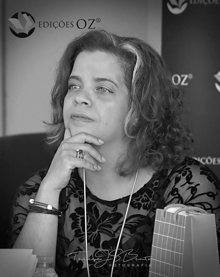 TOCA A FALAR DISSO: AOS OLHOS DE PAULA OZ - III