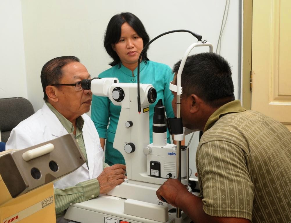 Kesehatan Mata Operator Dapodik SD/SMP Mengkuatirkan