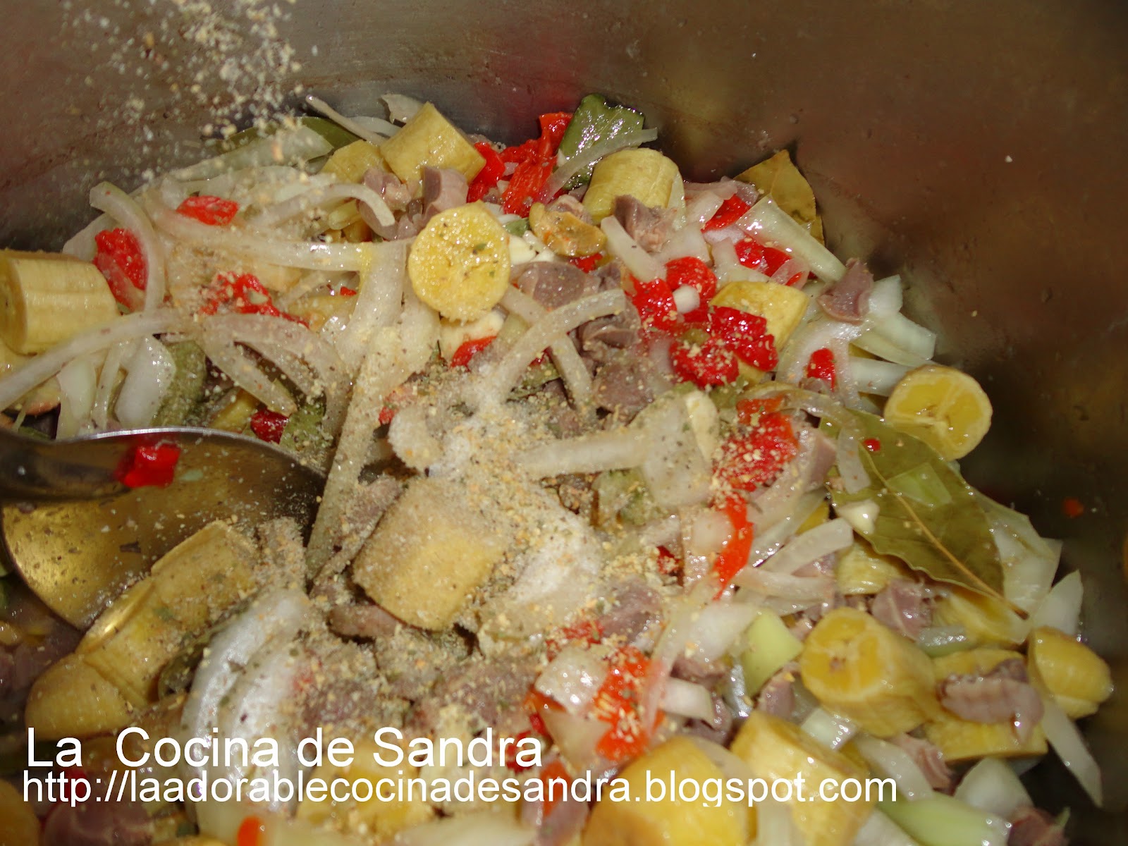 La Cocina de Sandra: Escabeche de Guineos Con Mollejas