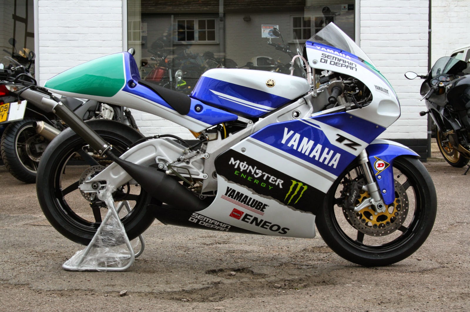 Se vende Yamaha TZ 250 - 2T