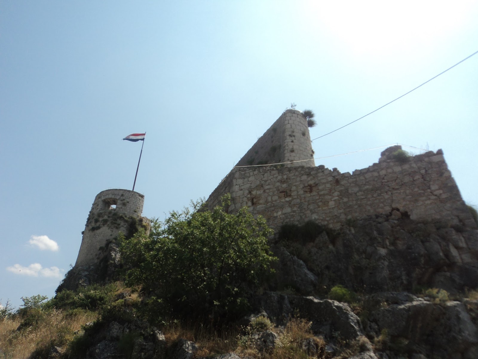 TRAS LAS HUELLAS DE HERÓDOTO. . . : TVRDAVA KLIS