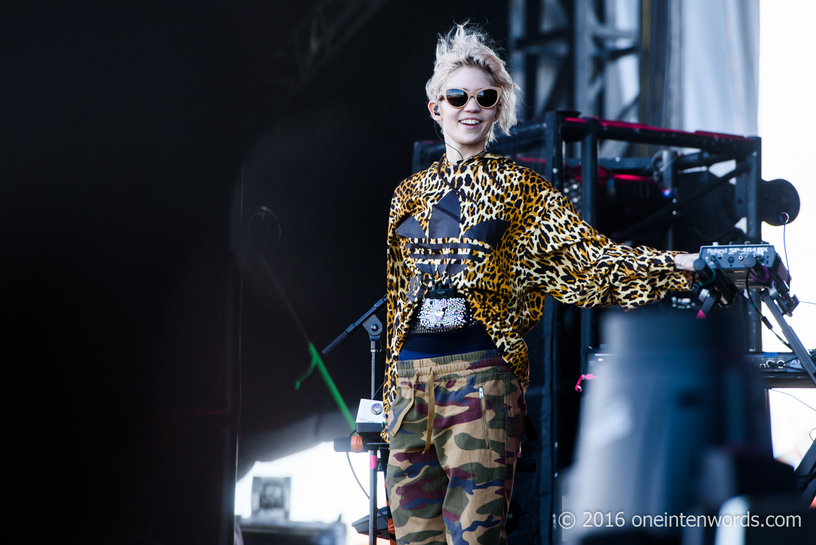 one in ten words: Bestival Toronto 2016: Day 2: Grimes - Concert Pictures