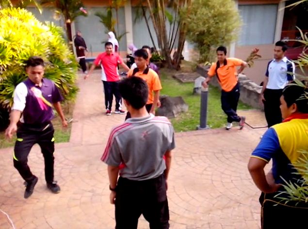 Video Permainan Tradisional CapTeh | Damai Abadi