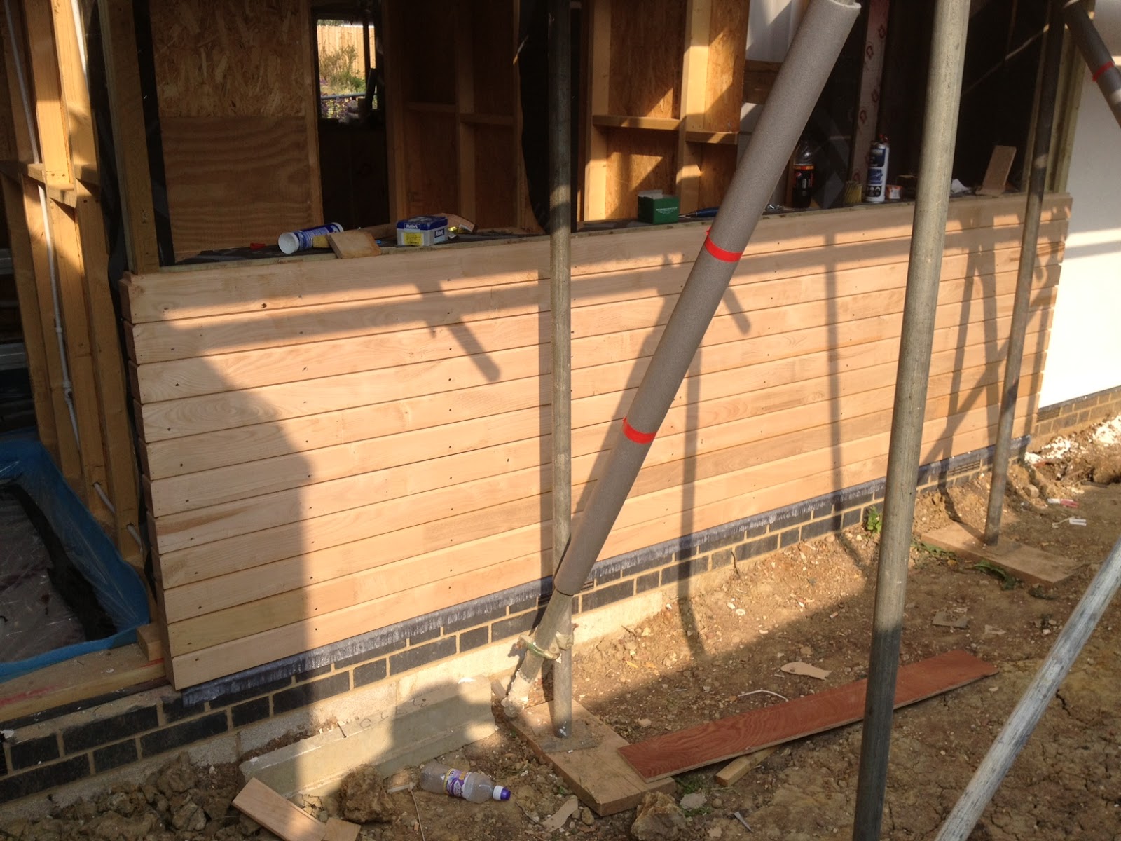 Riseley Eco Cottage : Sweet Chestnut Cladding
