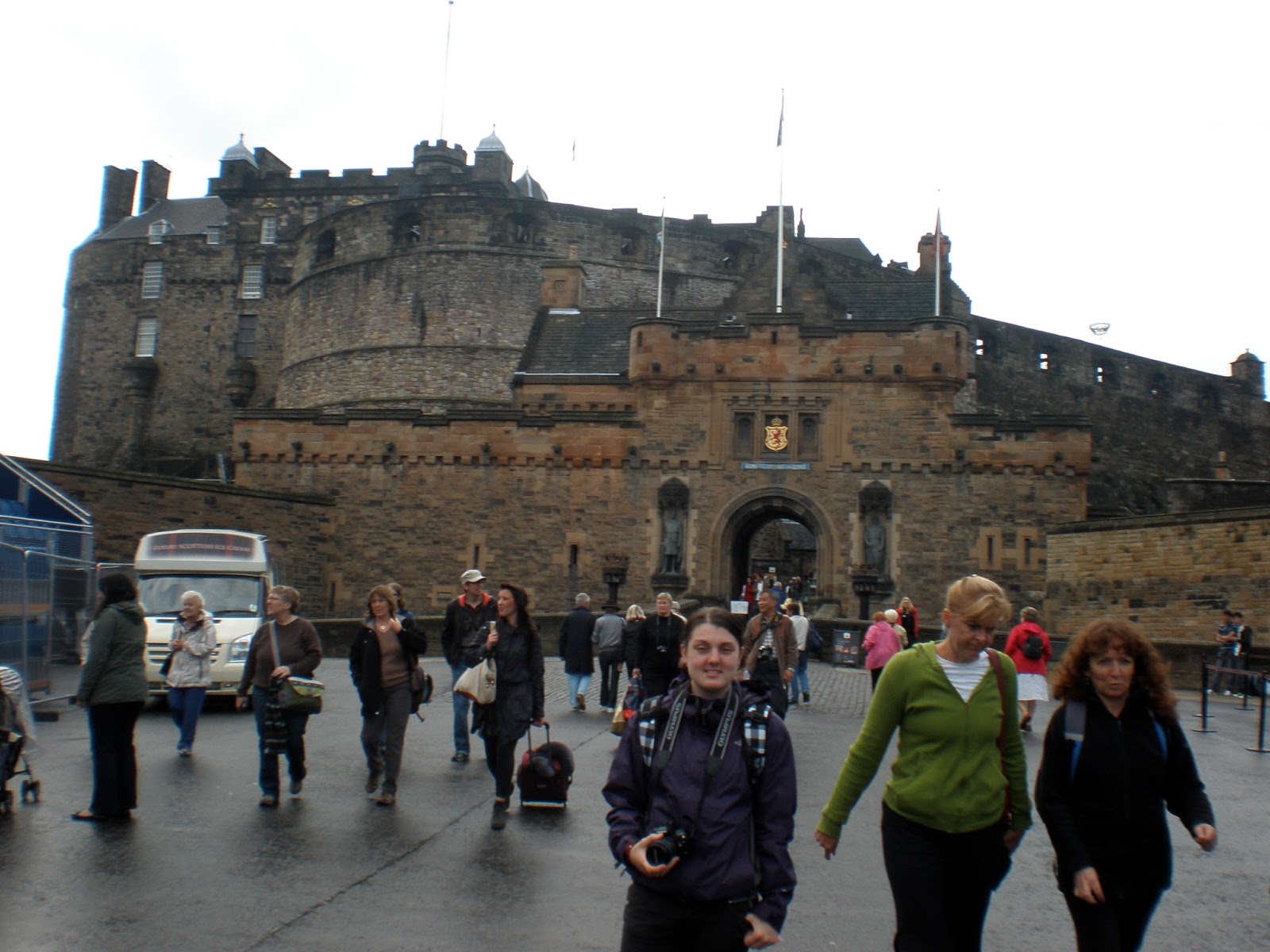 A Quick Guide To Edinburgh. The Hogwarts-esque Scottish Capital! - The ...