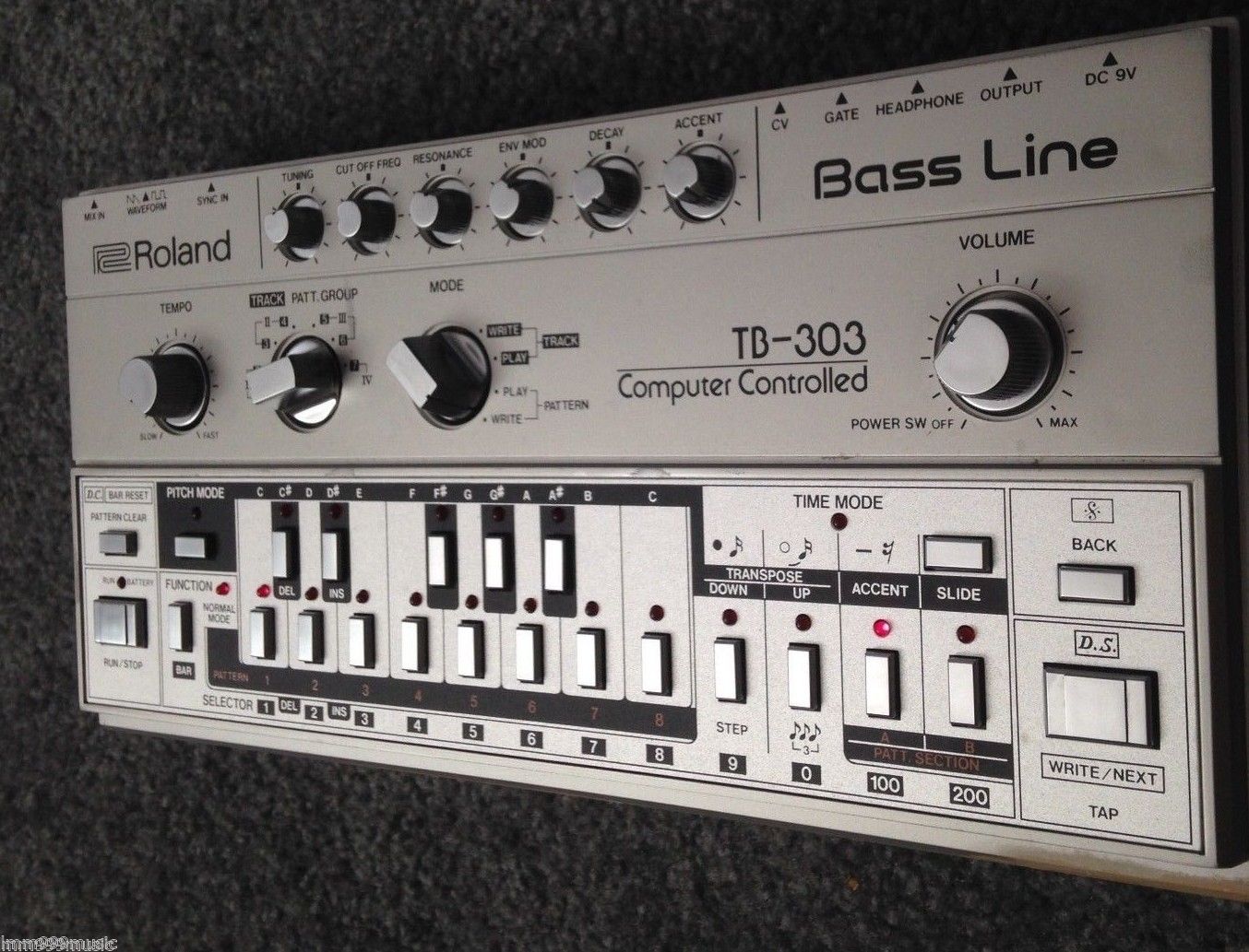 MATRIXSYNTH: ROLAND TB-303 with Original Gig Bag