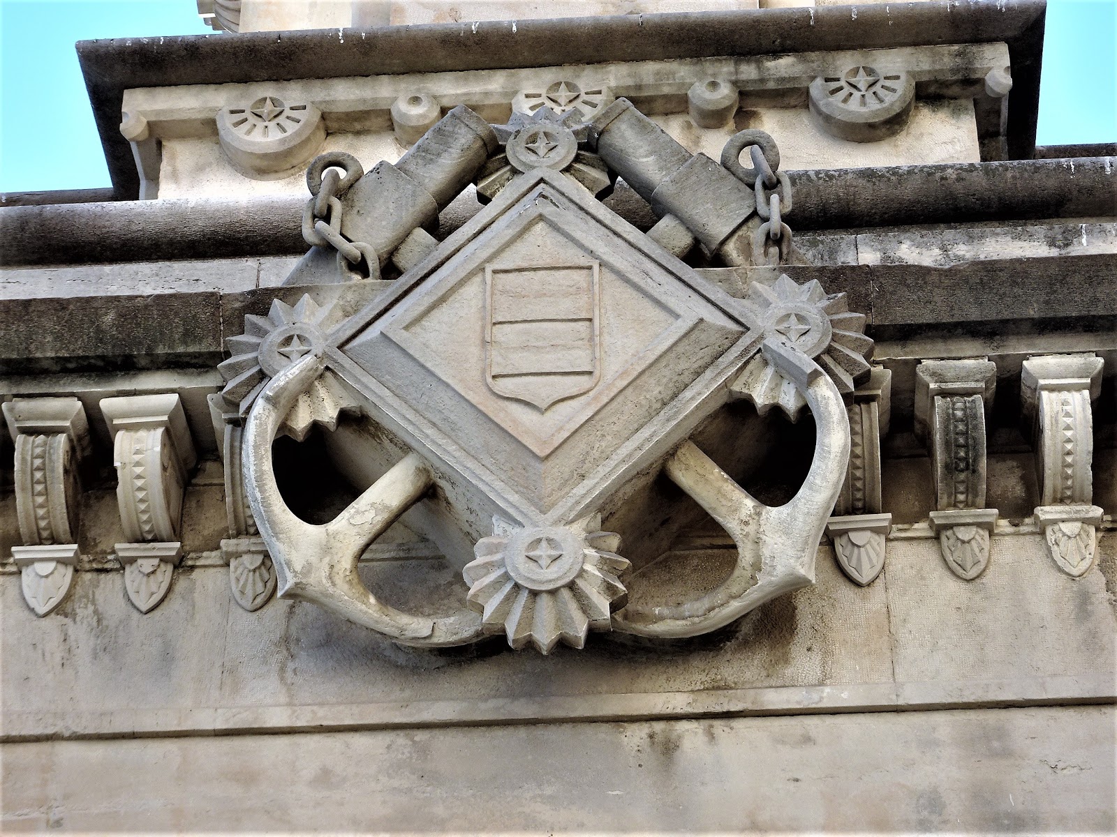 Redescubriendo Barcelona y más allá: 05/01/2018 Tarragona. Monument a ...