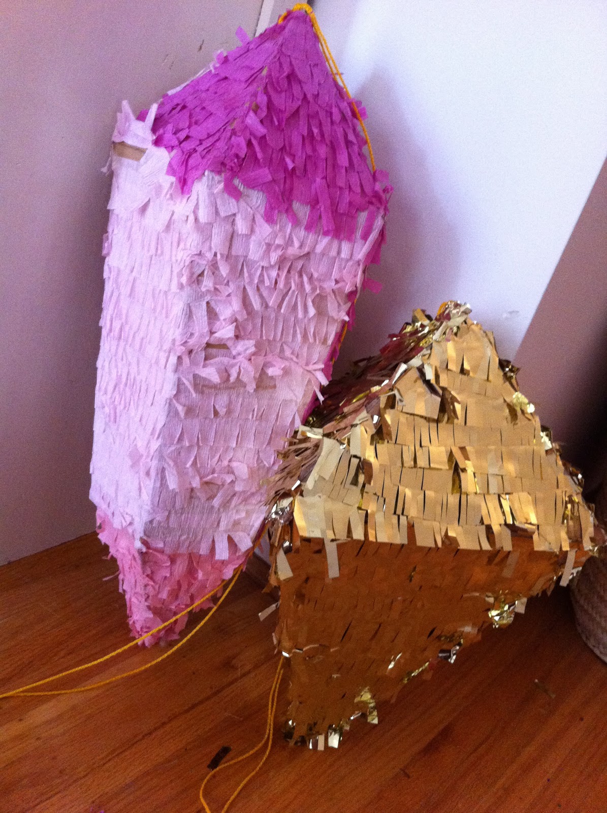 Wet Garbage: piñata power