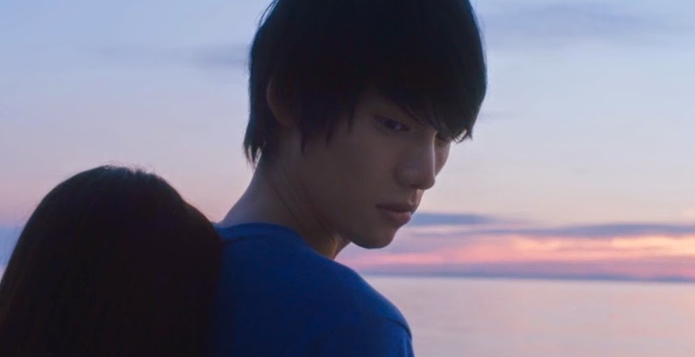 Strobe Edge Live Action