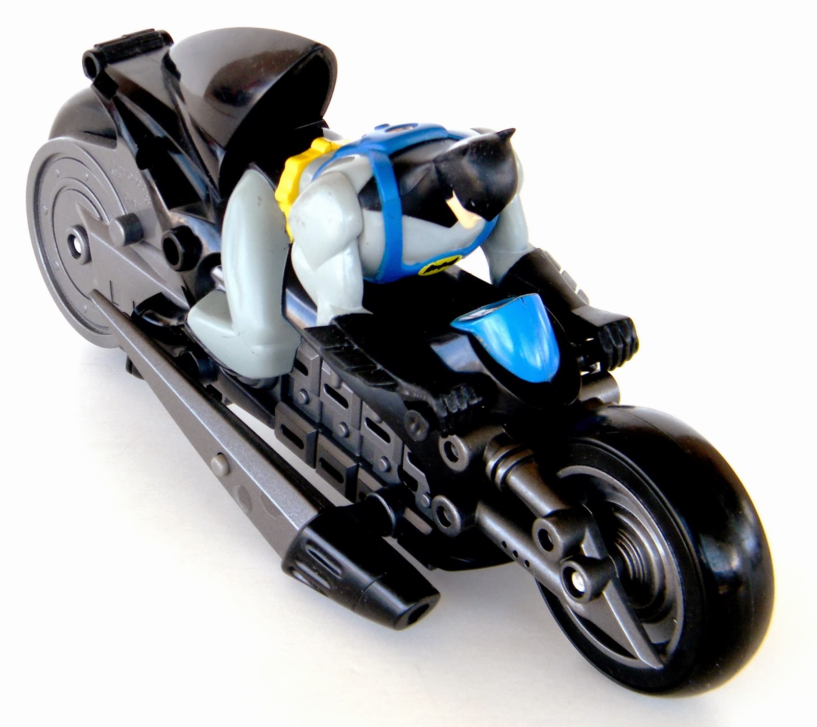 Toys and Stuff: Mattel 2004 Dark Knight G3439 DC Comics Batcycle