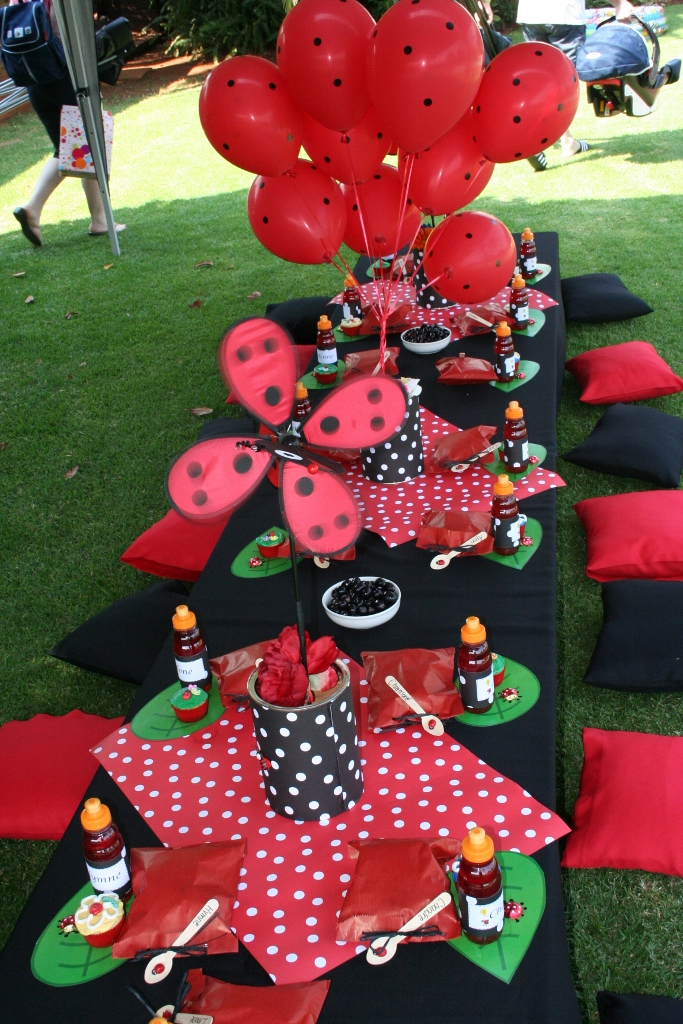 My mamma-wees-ervarings...: Ons hou 'n 'ladybird' partytjie!