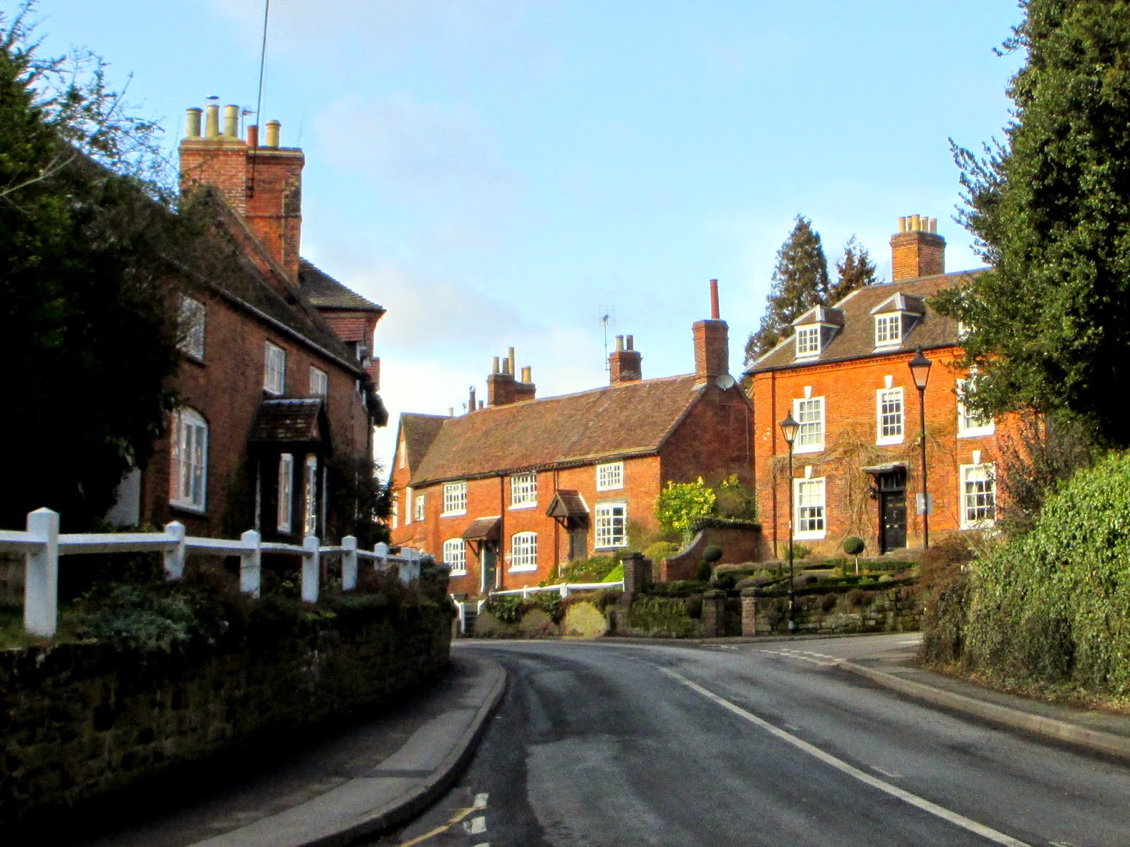 Today Around Coventry: Glimpse of Allesley Village