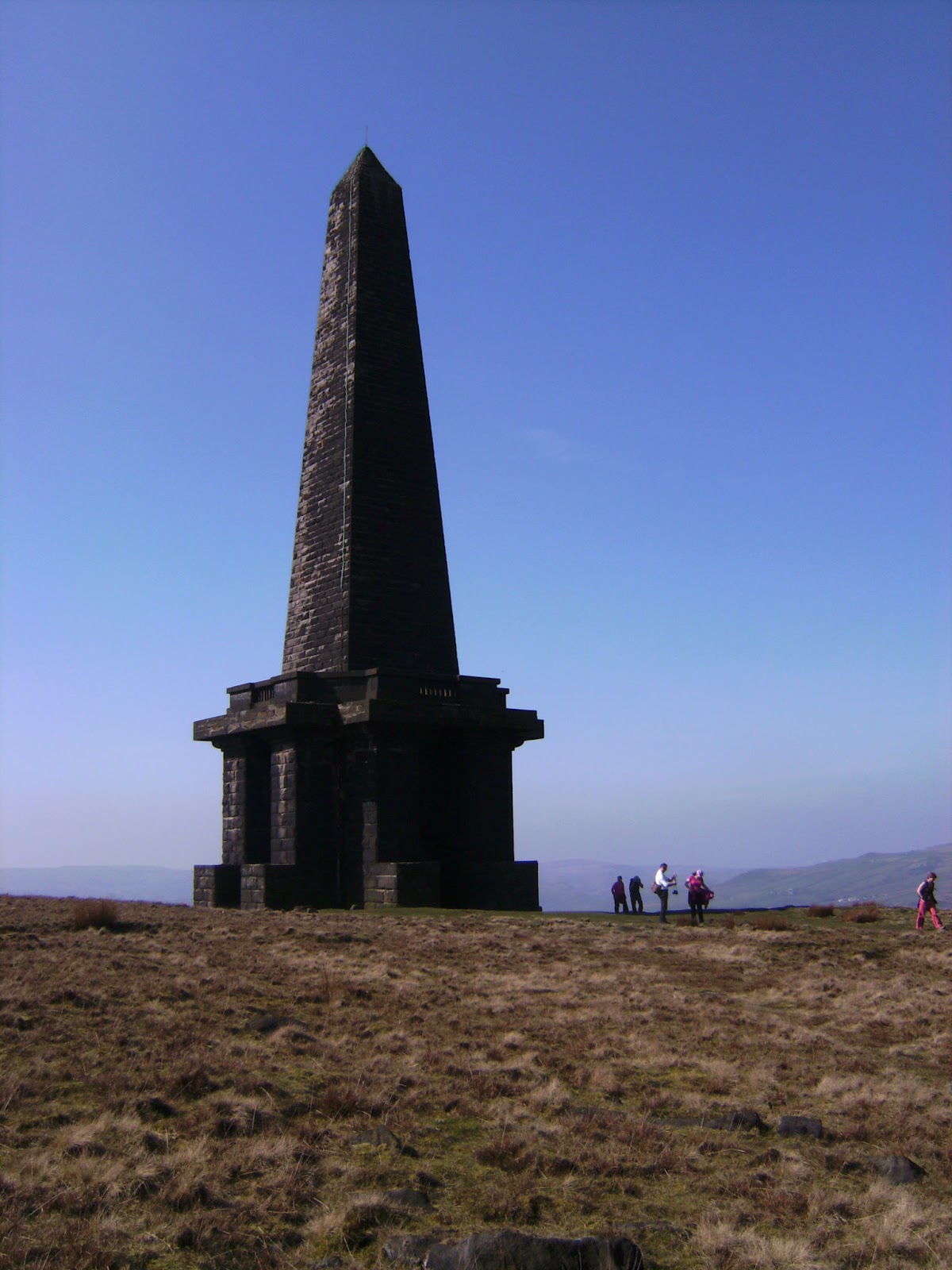 Martys` walks: Hebden Bridge to Stoodley Pike - 5 miles. Winja Walk.