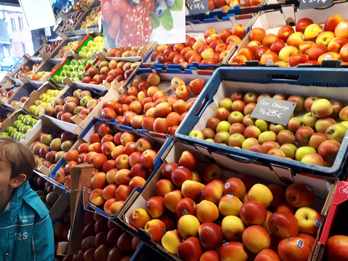 WELKOM: naar de groenten en fruit winkel