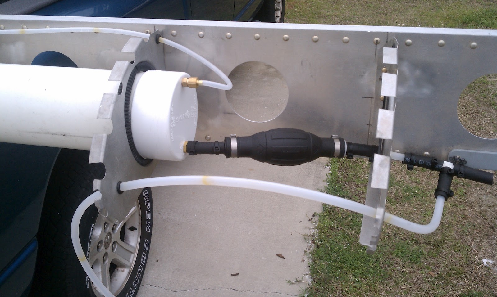 Lazair Nouveou: More on Fuel Tanks