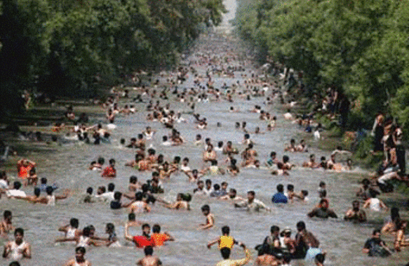 world places: Lahore Swimming Pools