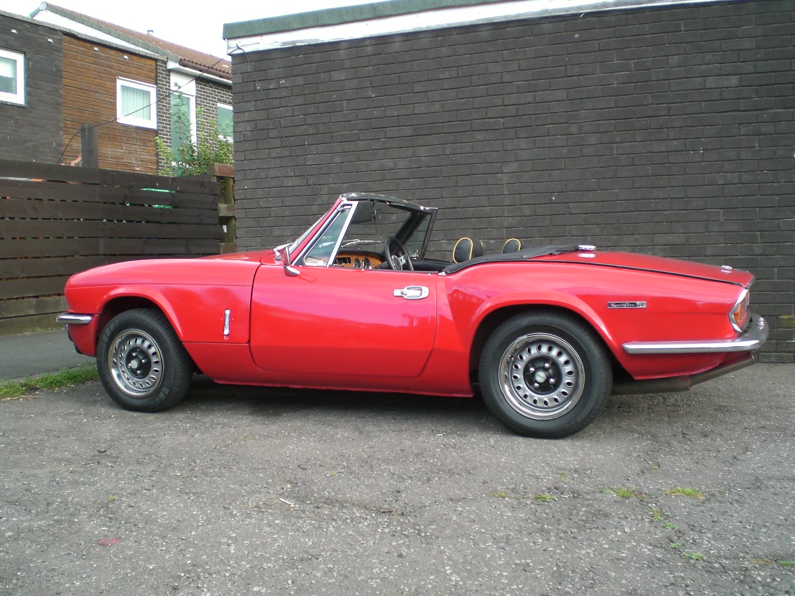 1972 Spitfire - Hardtop needs serious work | Retro Rides