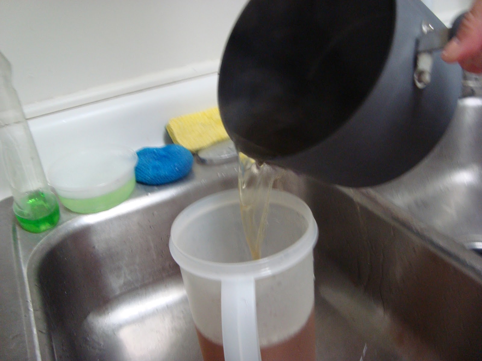 JWo Designs: Sweltering Summer Days: Lemon (or Lime!) Mint Tea Recipe