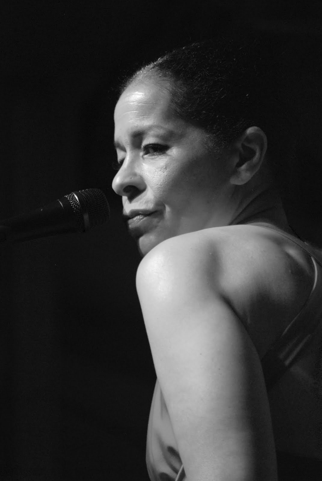 Miss Tracey Nolan: Elsewhere: Coverage of Molly Johnson at Torontoist