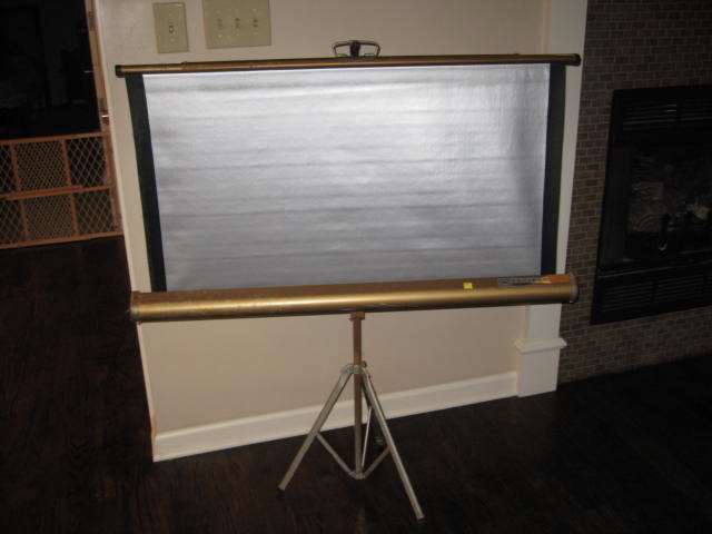 Remodel This House: Projector Screen Upcycle