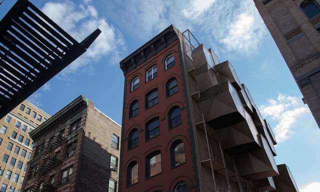 Parasitic architecture gallery