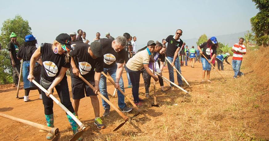 Encounter Rwanda: RWANDA'S DAY OF COMMUNITY CLEANING "UMUGANDA."