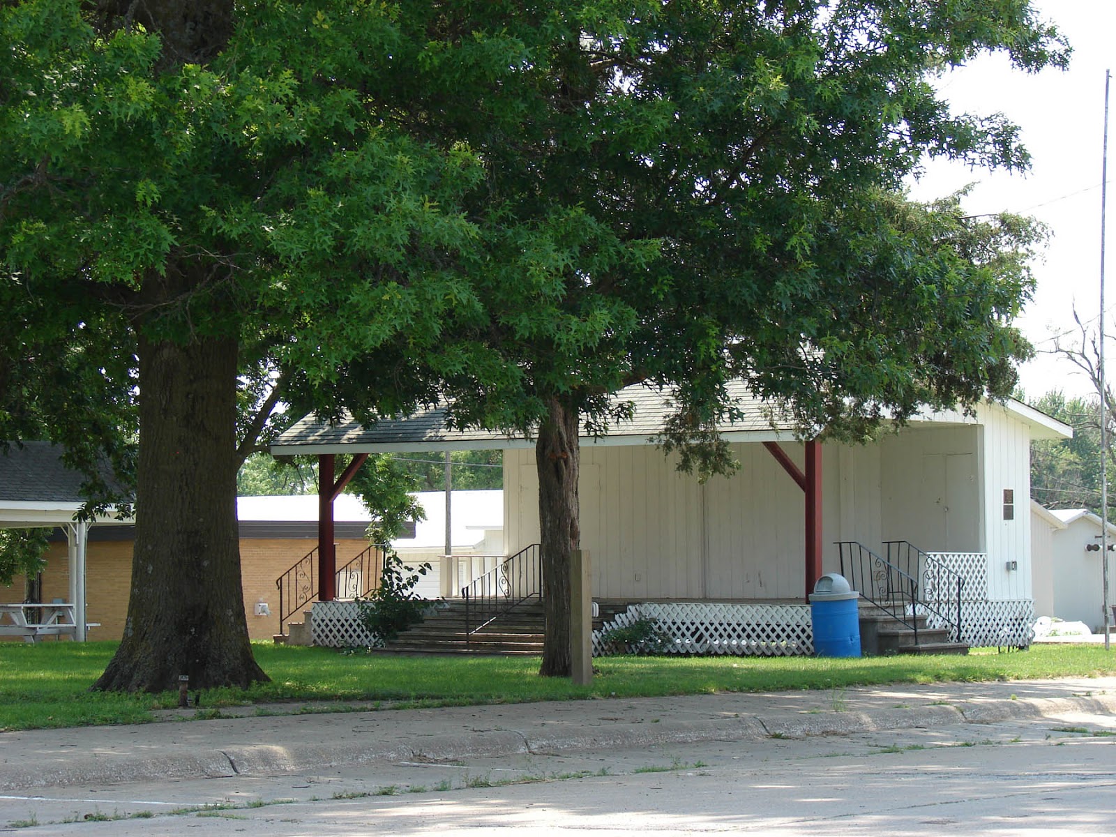 Russell (Iowa) Historical Society: July 2013
