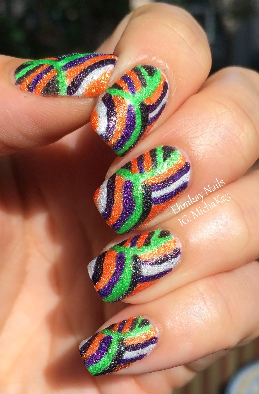 ehmkay nails: Halloween Texture Dizzy Swirl Lollipop Nail Art