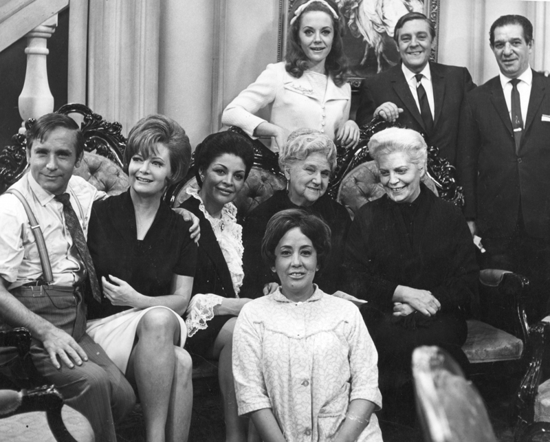 Mundo de letras: El último vuelo de La Alondra Olga Castillo