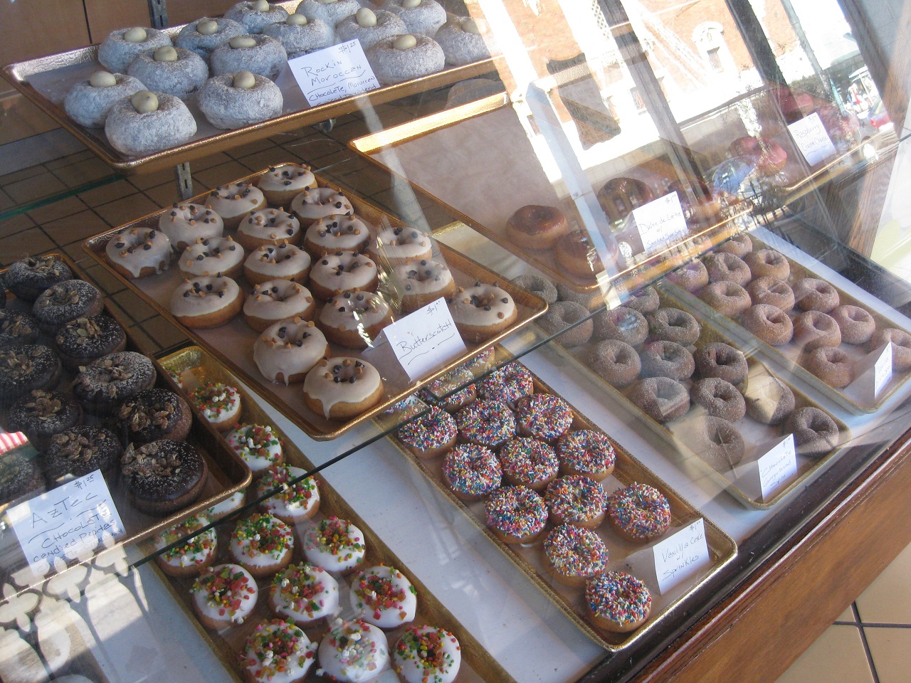 Donut Journey: A delight in the RVA @ Dixie Donuts - 89/100